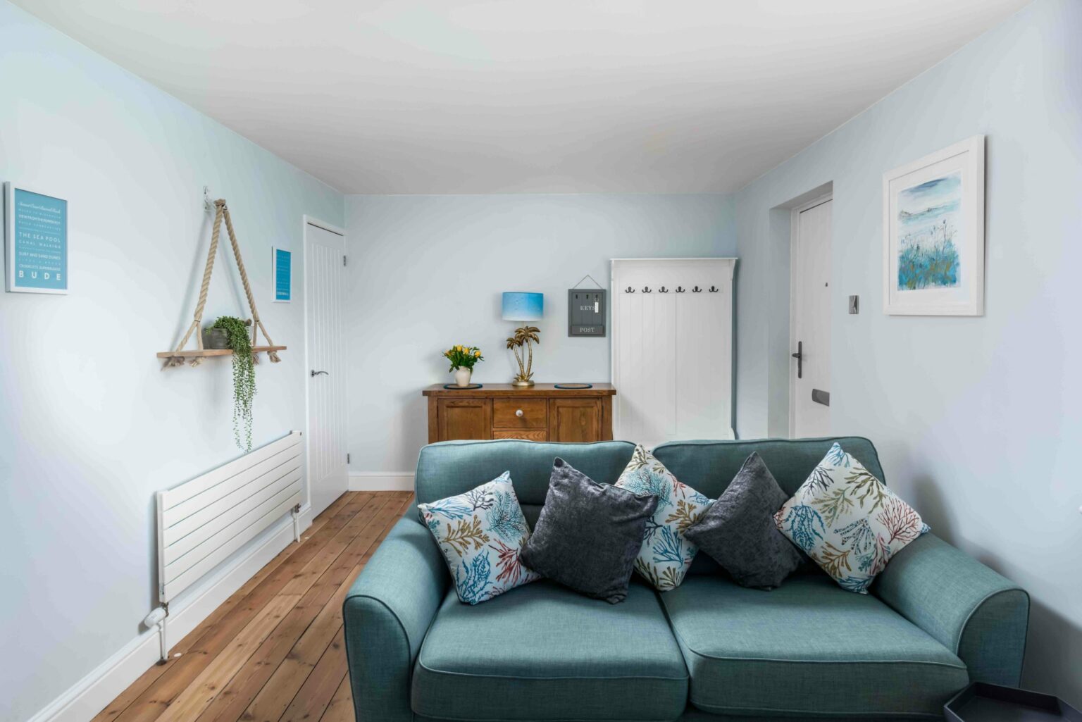 Pebbles | Dog Friendly Bude Cottage | Wooda Holida Park